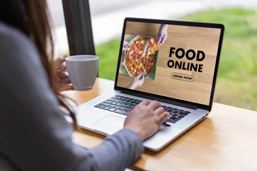 The Differences Between Online Food Delivery Apps and Classic ...
