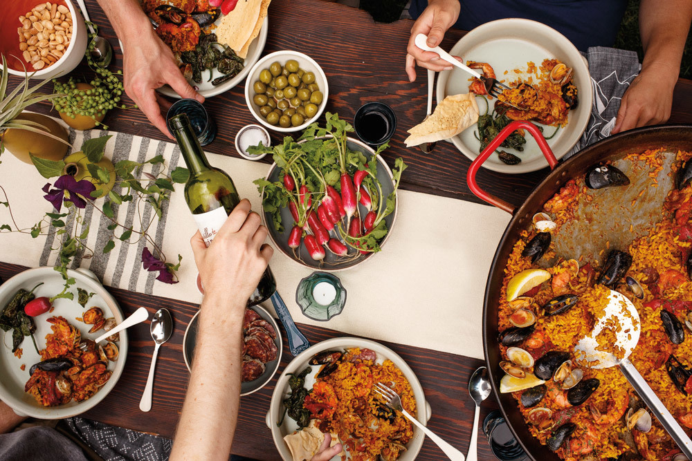 3 Party Food Ideas For Hosting A Paella Party - Food Sec