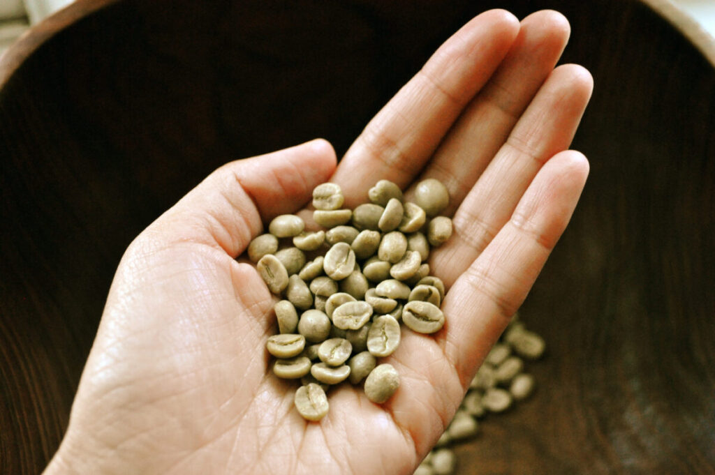 6 Tips for Roasting Coffee Beans In The Oven - Food Sec